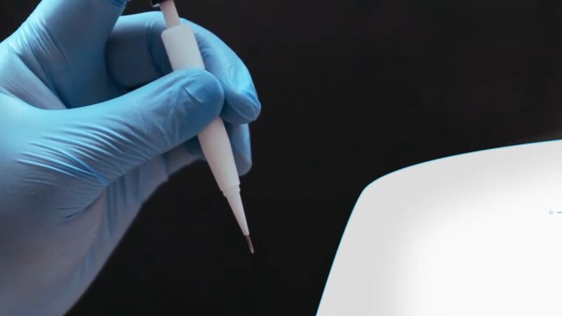 8 Latest Advances in Hair Transplant Technology for 2024 - Apple Daily