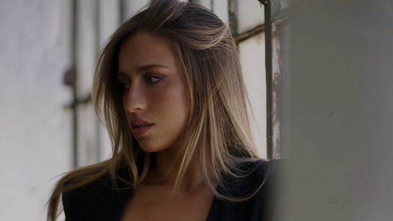 Tate McRae Height, Age, Net Worth, Real Name and Biography 2025